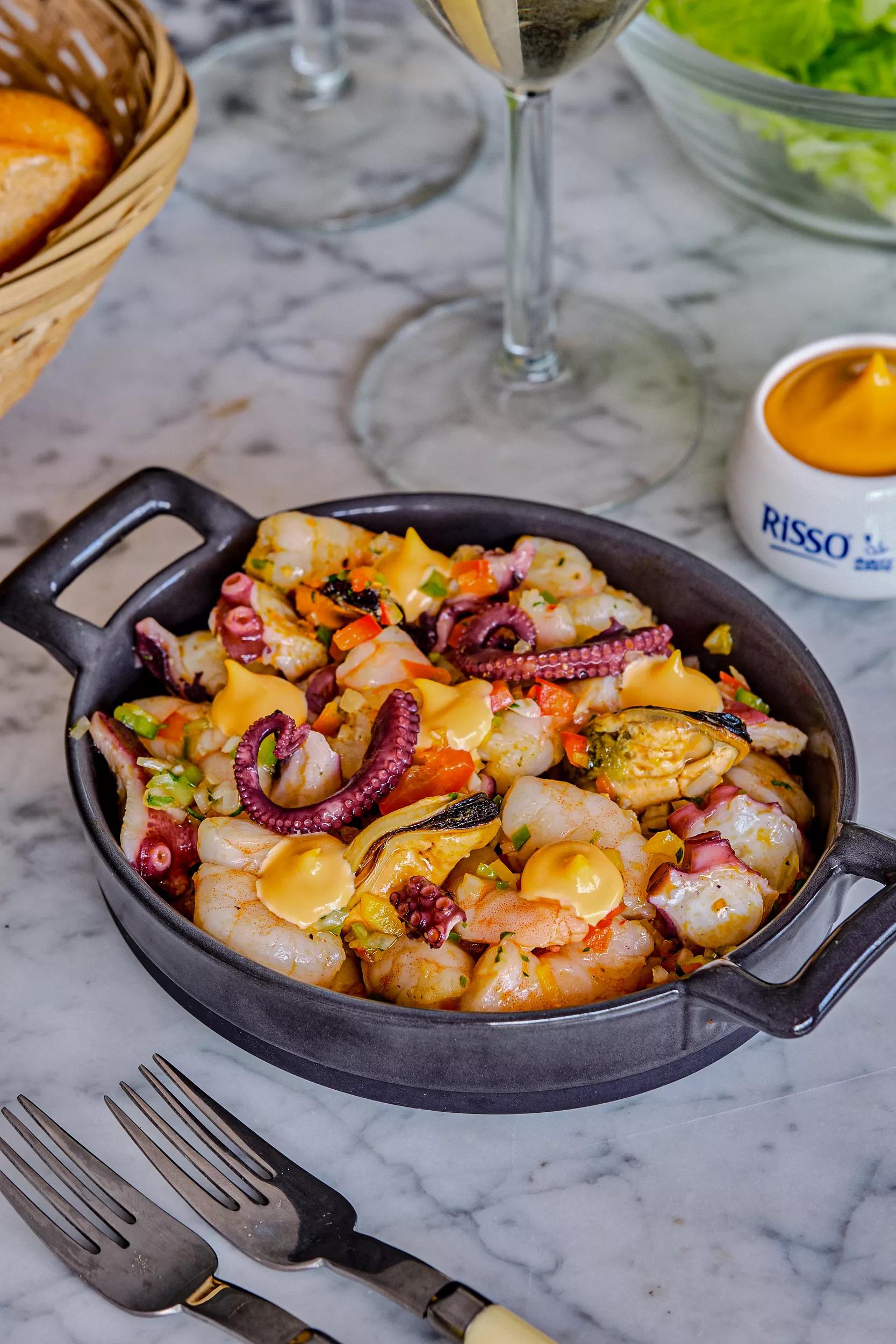 Salpicón de mariscos con Salsa Cocktail | Vandemoortele Professional